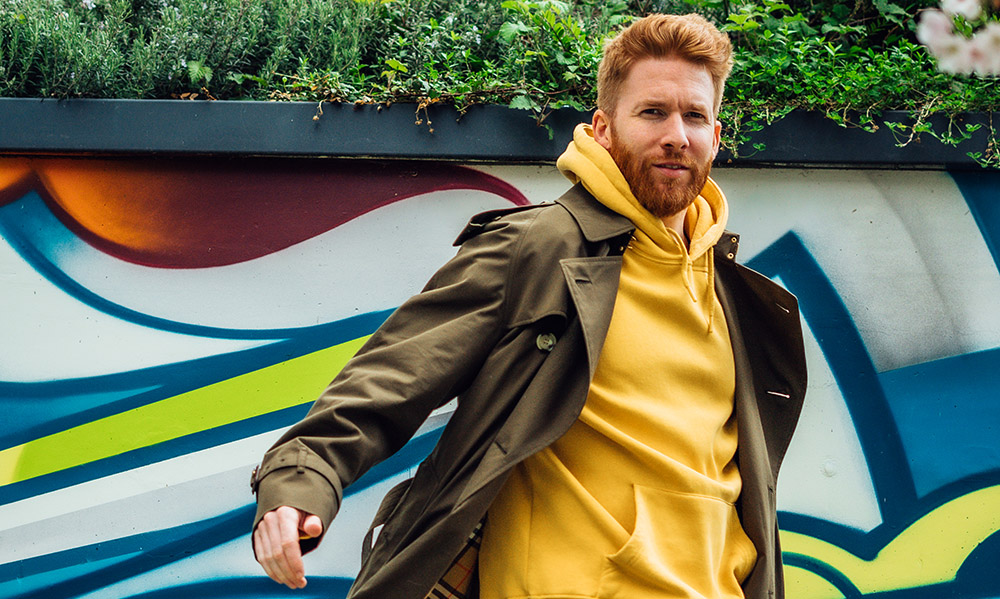 Celebrity Secrets chats to - Neil Jones - Checklists